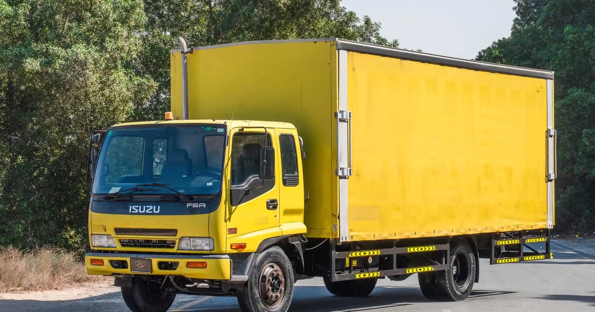Used 2016 Isuzu FSR Truck | 201,170 Km | Sharjah